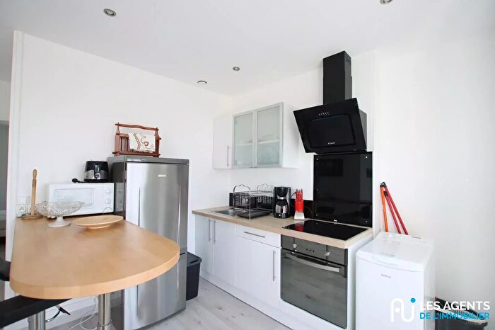 Appartement à louer - Orléans, Saint-Vincent, Pasteur - 2 pièces - 1 chambre