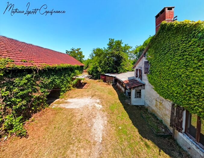 Maison à vendre - Cubjac - 5 pièces - 3 chambres