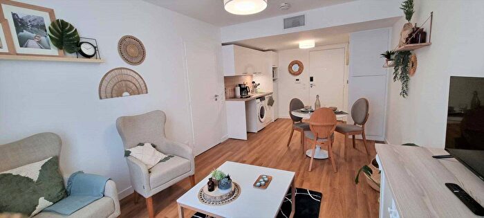 Appartement à louer - Versailles - 3 pièces - 1 chambre