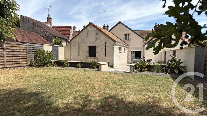 Lailly-en-Val : Maison 5 pièces à vendre