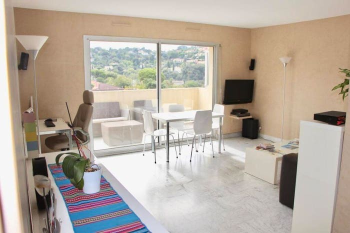 Appartement 3 pièces à Brusquet-Retenaou-Devens, Vallauris, à louer