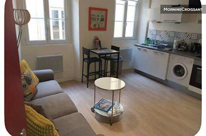Appartement 2 pièces à Vieux-Nice, à louer