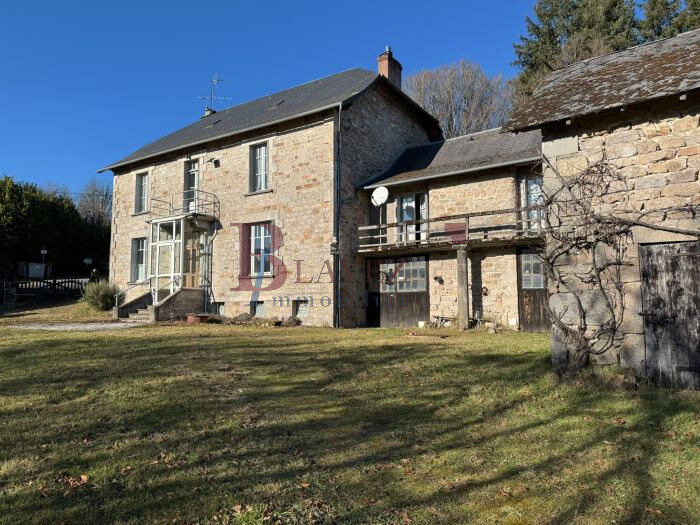 Maison 8 pièces à vendre à Égletons