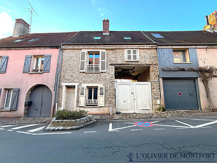 Maison à vendre - Montfort-lAmaury - 8 pièces - 5 chambres