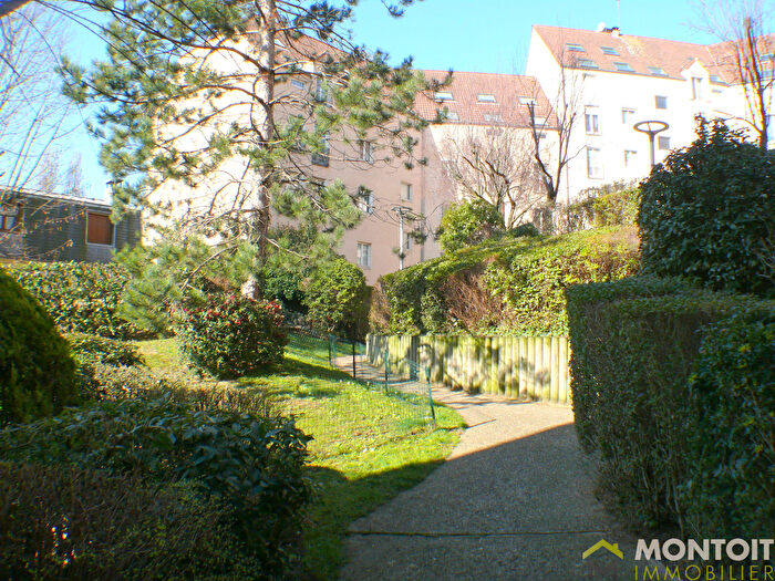 Thiais, Centre-ville : Appartement 1 pièce à vendre