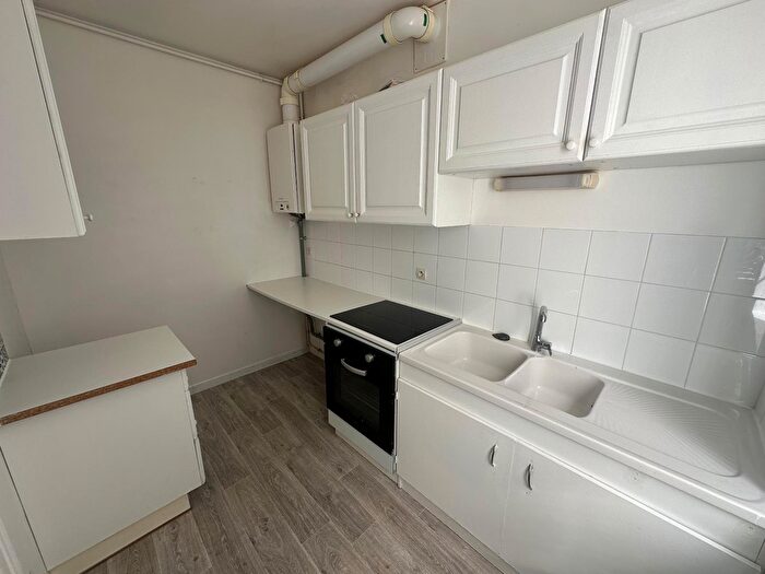 Appartement à louer - Cherbourg-Octeville, Val de Saire - 3 pièces - 2 chambres