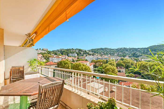 Appartement à vendre - Le Cannet - 3 pièces - 2 chambres