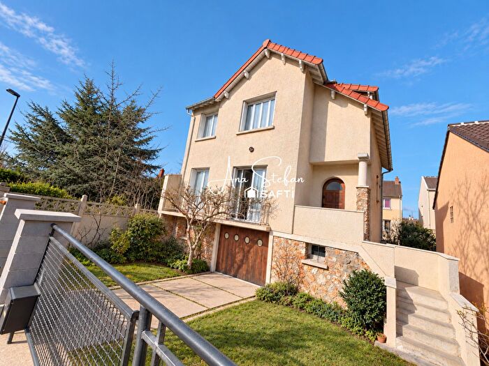 Maison 7 pièces à Massy, Massy-Opéra, Petit Massy, La Paix, Les Champarts, à vendre