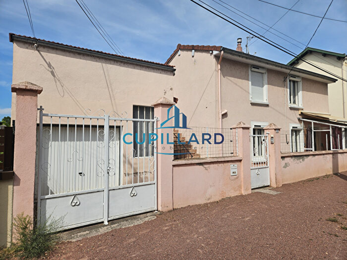 Maison 6 pièces à vendre à Roanne, Arsenal, Matel