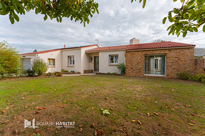 Maison 5 pièces à Montbert, à vendre
