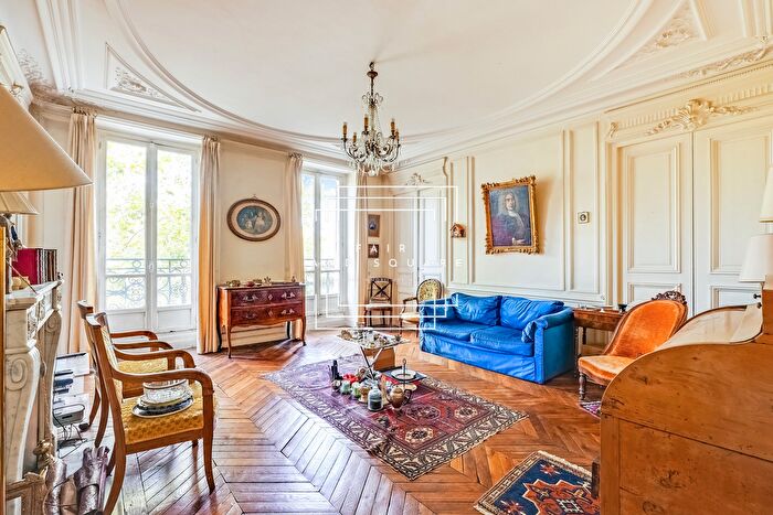 Appartement 6 pièces à Neuilly-sur-Seine, à vendre