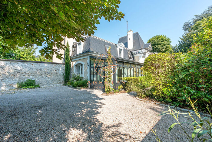Maison 9 pièces à vendre à Le Perreux-sur-Marne, Thillards
