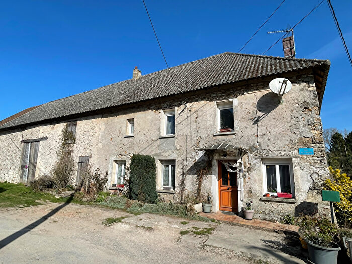 Maison à vendre - Jouy-sur-Morin - 7 pièces - 5 chambres