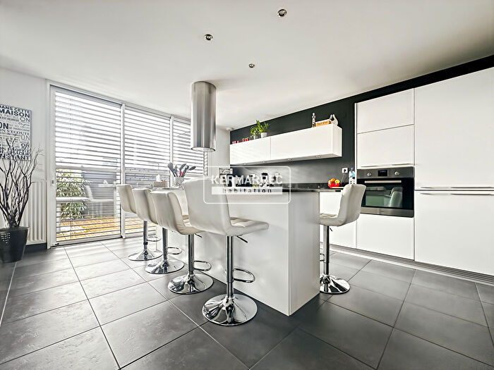 Maison à vendre - Saint-Grégoire - 6 pièces - 4 chambres