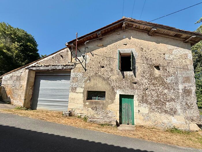 Chaniers : Maison 6 pièces à vendre