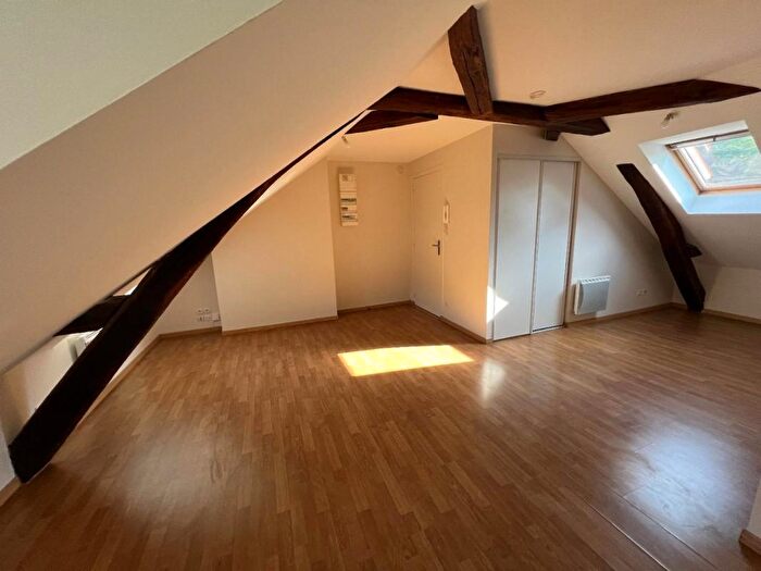 Appartement à louer - Tours, Paul Bert - 1 pièce