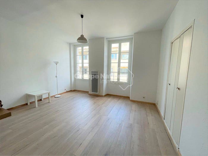 La Balance-Palais des Papes, Avignon : Appartement 2 pièces à louer