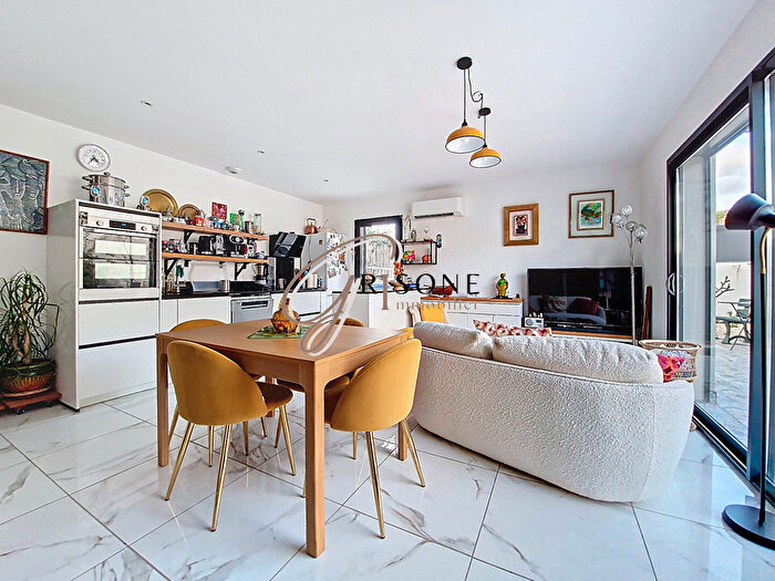 Appartement à vendre - Six-Fours-les-Plages, Font de Fillol, Rayolet, Le Brusc - 4 pièces - 3 chambres