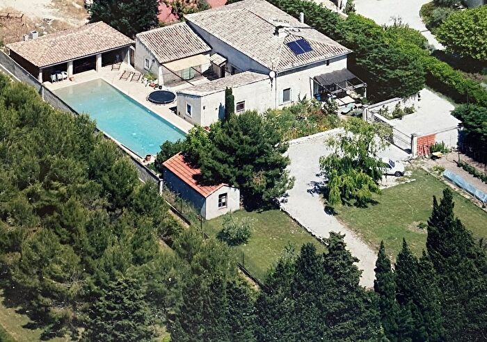 Maison à vendre - Saint-Rémy-de-Provence - 9 pièces - 4 chambres