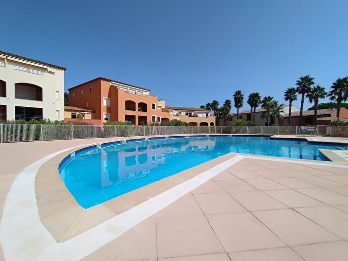 Appartement 3 pièces à vendre - Cavalaire-sur-Mer, Pierrugues, Mannes, Canissons