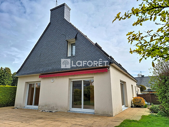 Maison à vendre - Ploërmel - 7 pièces - 5 chambres