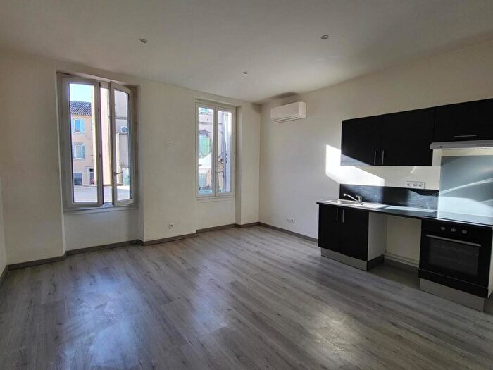 Appartement à louer - Salon-de-Provence, Morgan, Gare - 2 pièces - 1 chambre