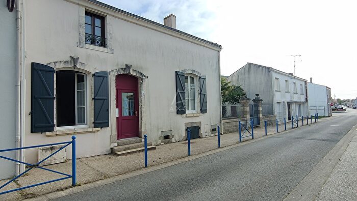Maison 6 pièces à vendre - Nieul-le-Dolent