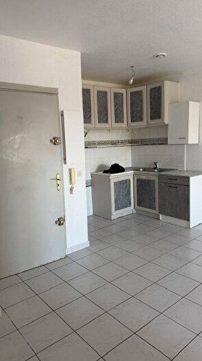 Saint-Génis-des-Fontaines : Appartement 3 pièces à louer