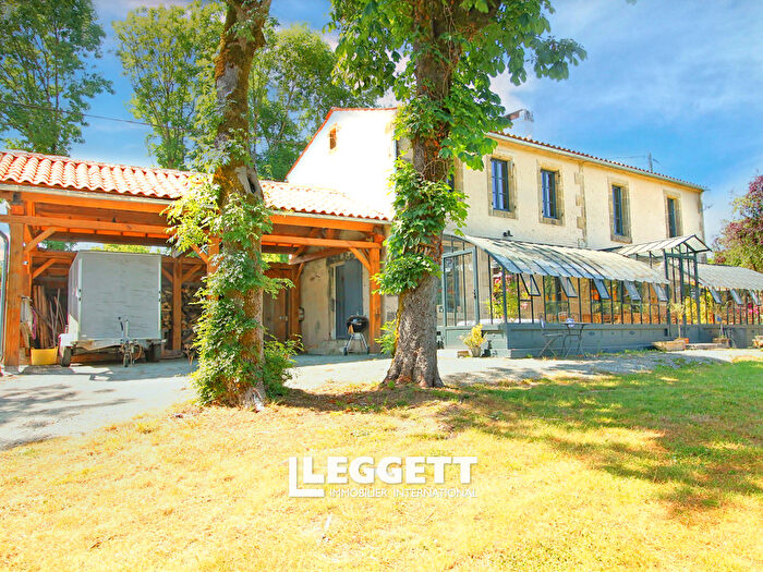 Maison à vendre - Vouvant - 6 pièces - 2 chambres