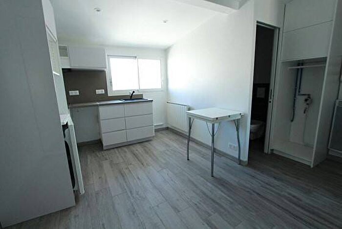 Appartement à louer - Auteuil Nord, Paris ème arrondissement - 1 pièce