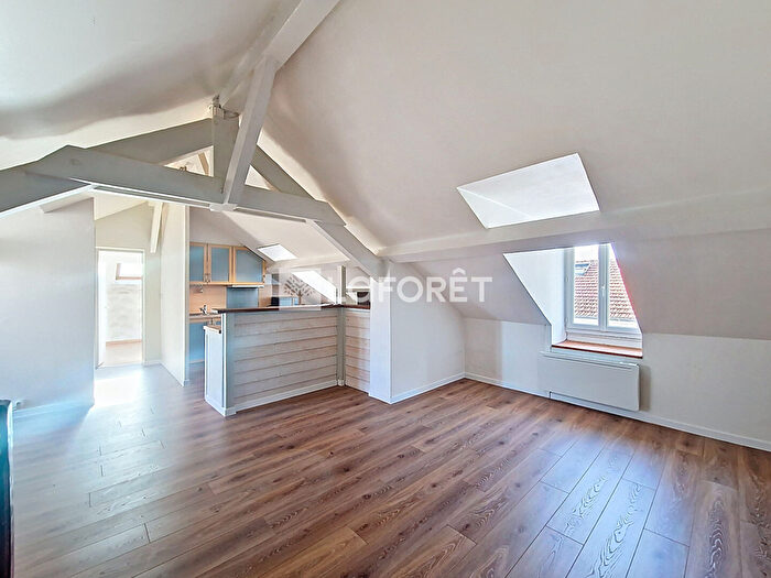 Appartement à louer - Pau, Centre-ville - 2 pièces - 1 chambre