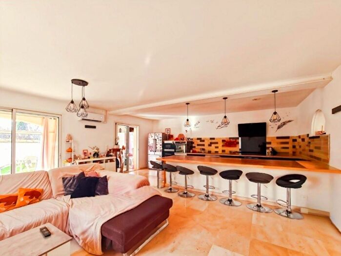 Maison à vendre - Rodilhan - 4 pièces - 3 chambres