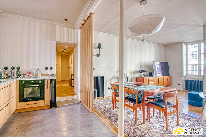 Appartement 5 pièces à Versailles, Notre Dame, à vendre