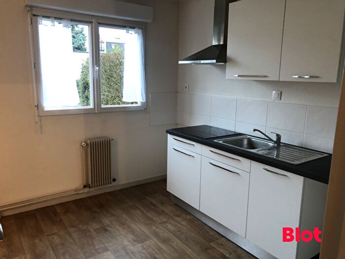 Appartement à louer - Quartiers Sud-Ouest, Sainte-Thérèse - 1 pièce