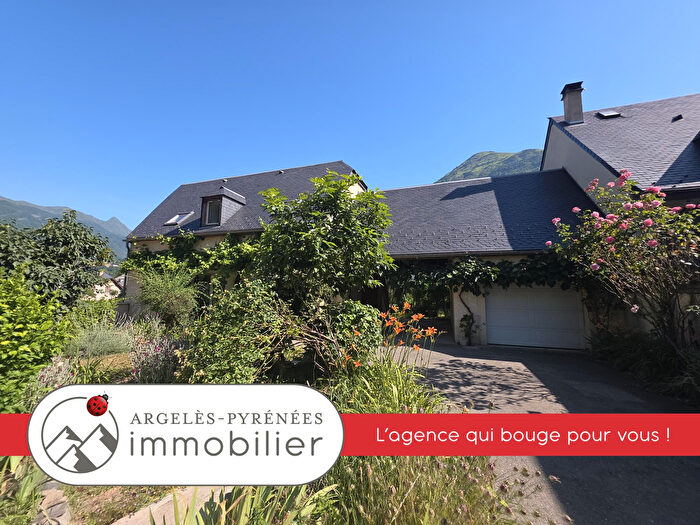 Luz-Saint-Sauveur : Maison 4 pièces à vendre