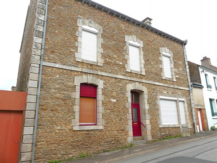 Maison à vendre - La Trinité-Porhoët - 8 pièces - 5 chambres