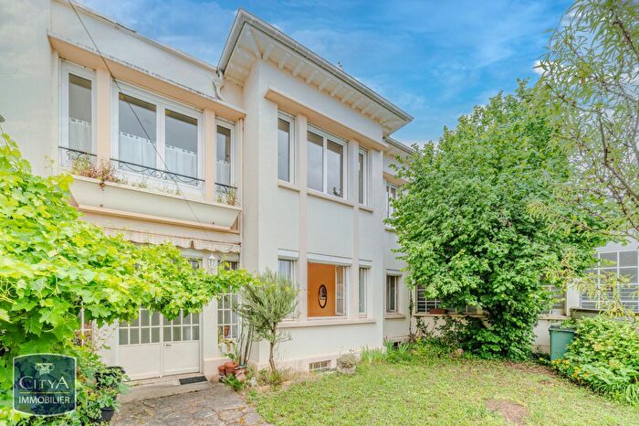 Maison 7 pièces à vendre à Roanne, Faubourg Paris