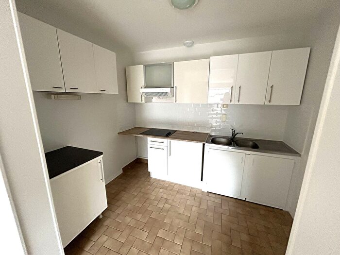 Appartement à louer - Espalion - 2 pièces - 1 chambre