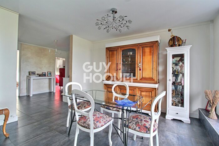 Appartement à vendre - Lyon e , La Duchère - 3 pièces - 2 chambres