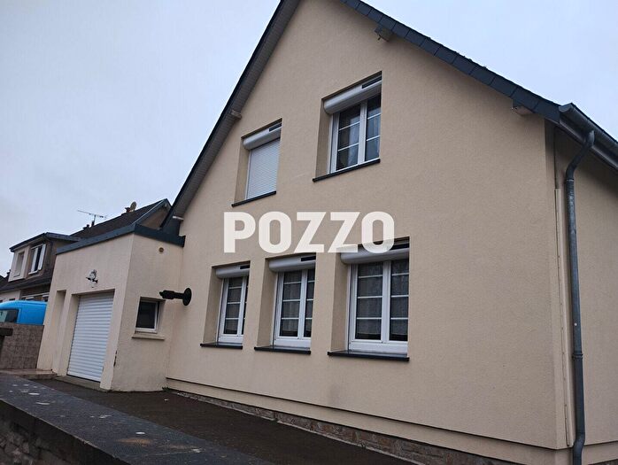 Maison à louer - Villers Bocage - 5 pièces - 3 chambres