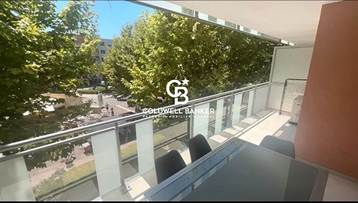 Appartement à vendre - Cavalaire-sur-Mer, Centre-ville - 3 pièces - 2 chambres