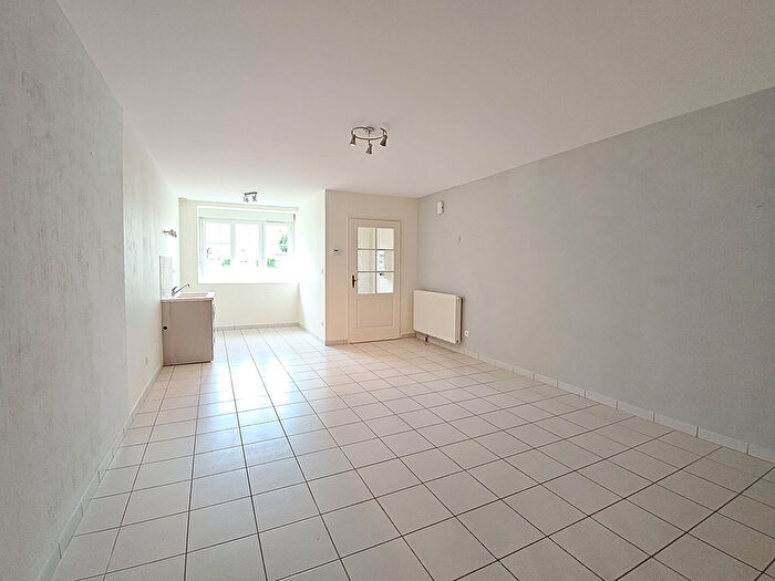 Maison à louer - Val-de-Meuse - 4 pièces - 3 chambres