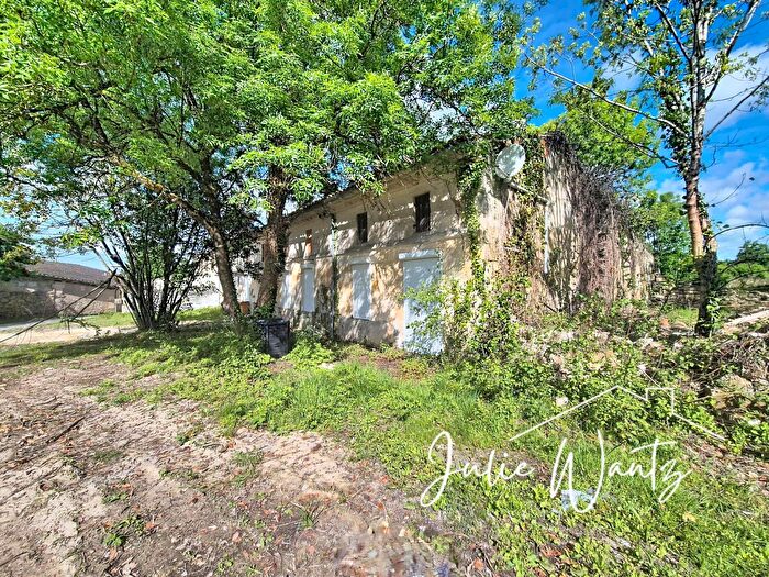 Maison 4 pièces à vendre - Saint-Savin