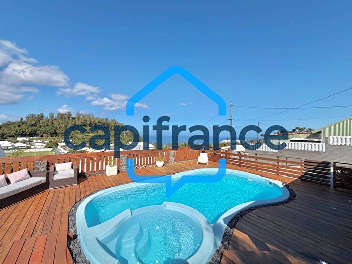 Maison 7 pièces à vendre - Petite-Île, Centre-ville, Piton du Calvaire