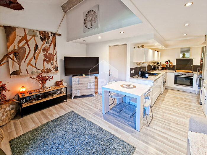 Maison à vendre - Auribeau-sur-Siagne - 3 pièces - 2 chambres