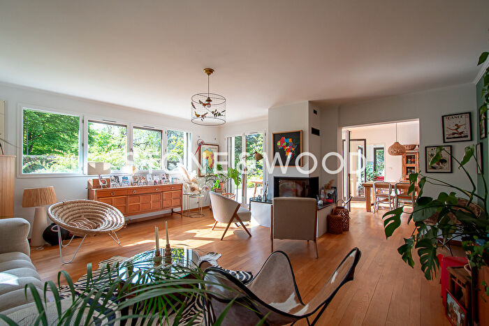 Maison à vendre - Divonne-les-Bains - 8 pièces - 5 chambres