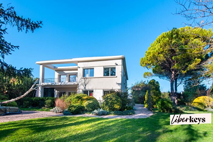 Maison à vendre - Avignon, Rocade Sud - 6 pièces - 3 chambres