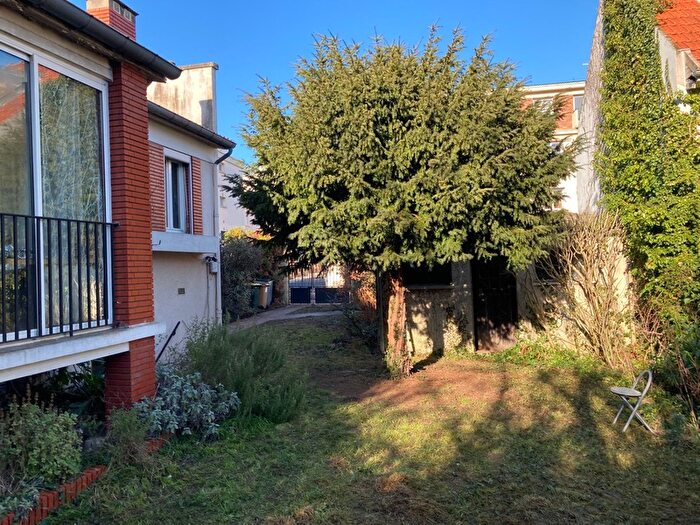 Maison à vendre - Le Plessis-Robinson, Malabry - 5 pièces - 3 chambres