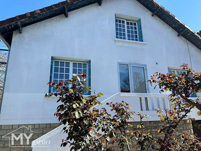 Maison à vendre - Bergerac - 6 pièces - 3 chambres