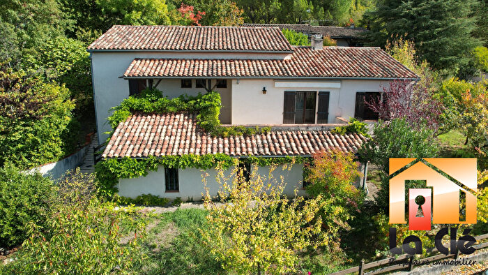 Maison à vendre - Bon-Encontre - 5 pièces - 4 chambres